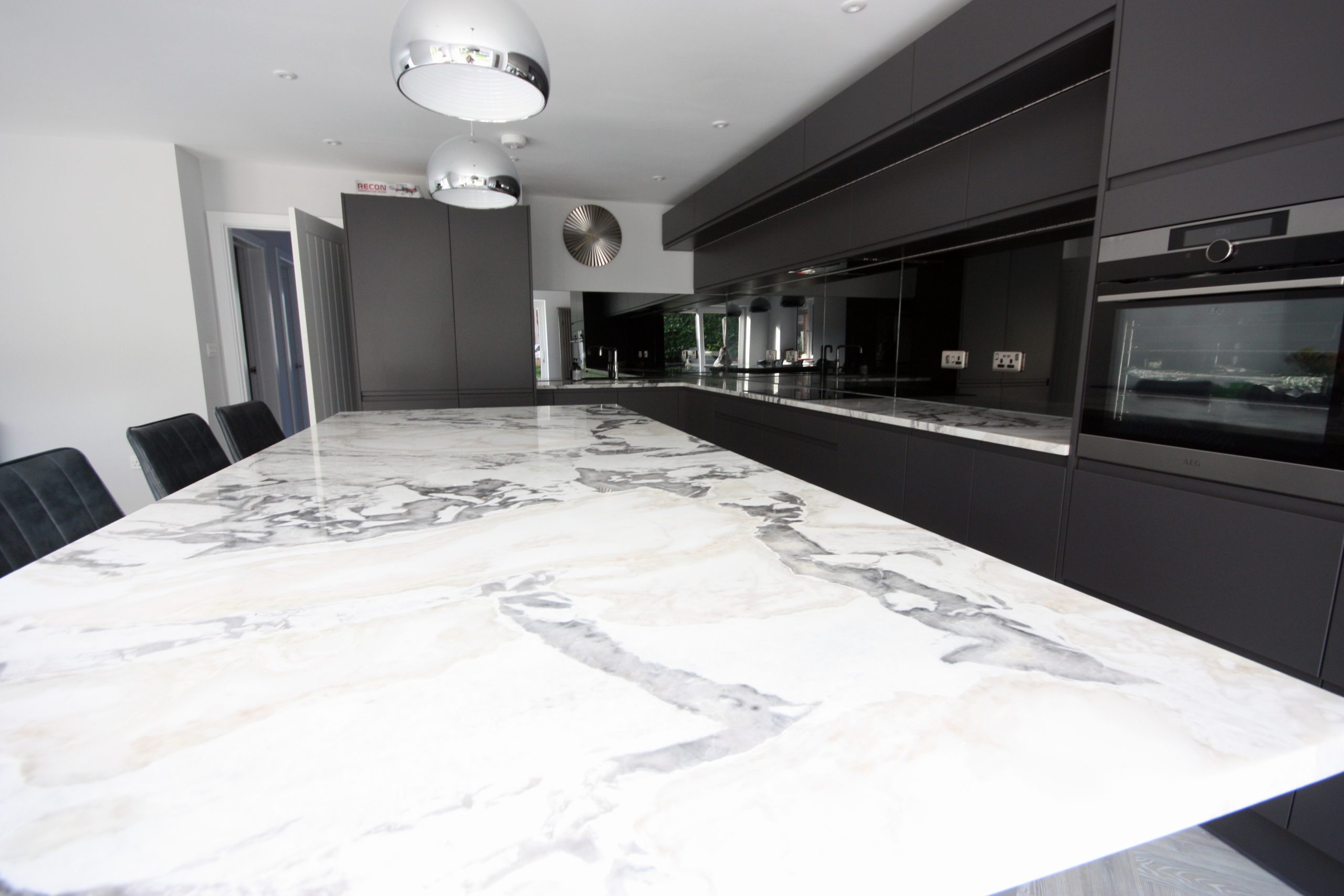 Mr & Mrs O’Connor & their Modern Cliffe Woods Kitchen - Ream Interiors