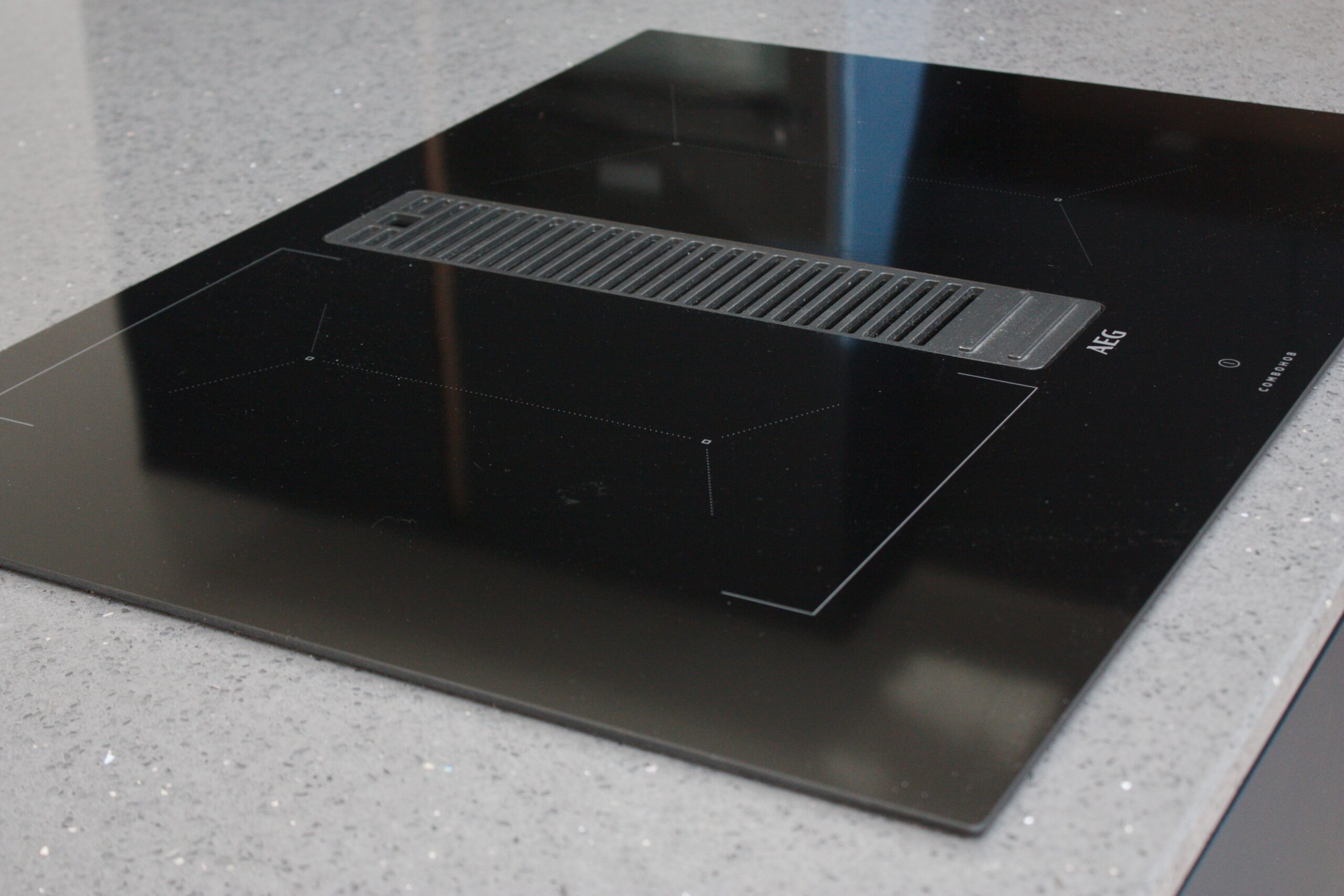 Why Choose A Vented Extractor? - Ream Interiors